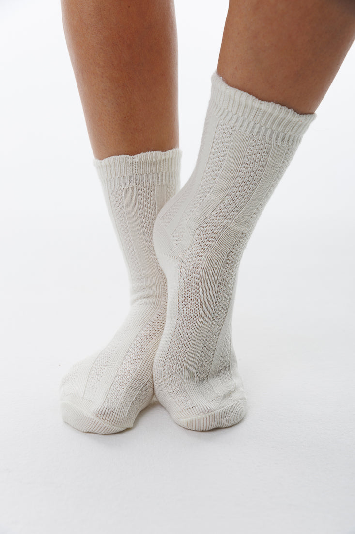 LIGHT FRILL SOCKS – Limlim fashion accessories